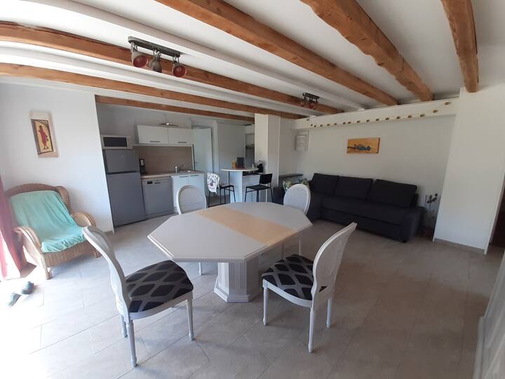 Gîtes Du Marcepoil - La Terrasse - Ambert