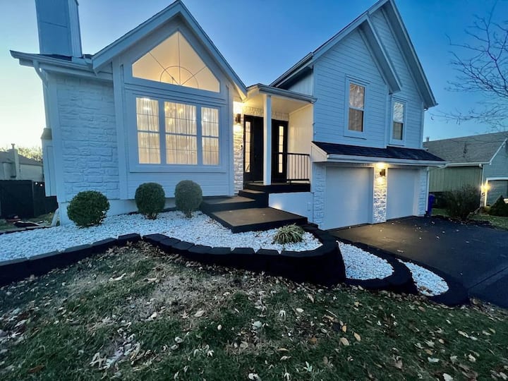 Beautifull And Comfortable Home - KC Wine Co, Olathe