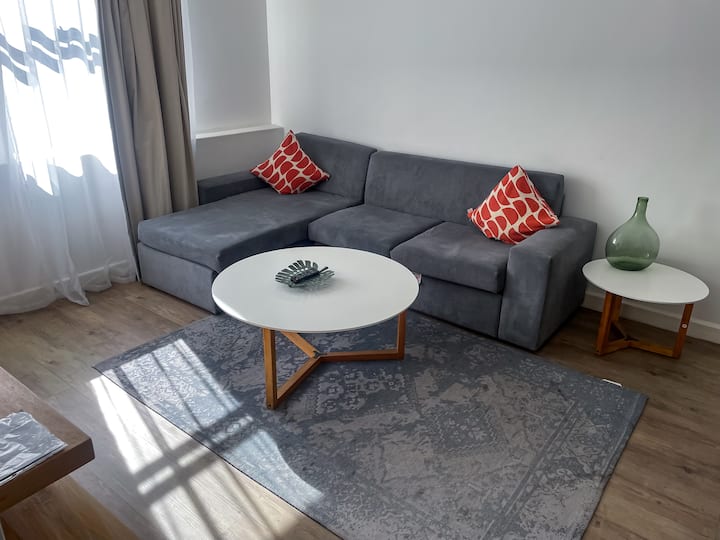 Business Class Apartment • No Load Shed! - Cape Town