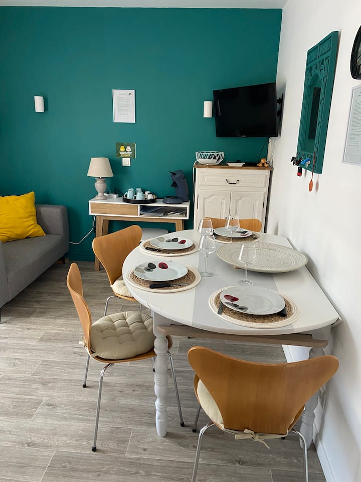 Nontron En Périgord Vert - Nontron