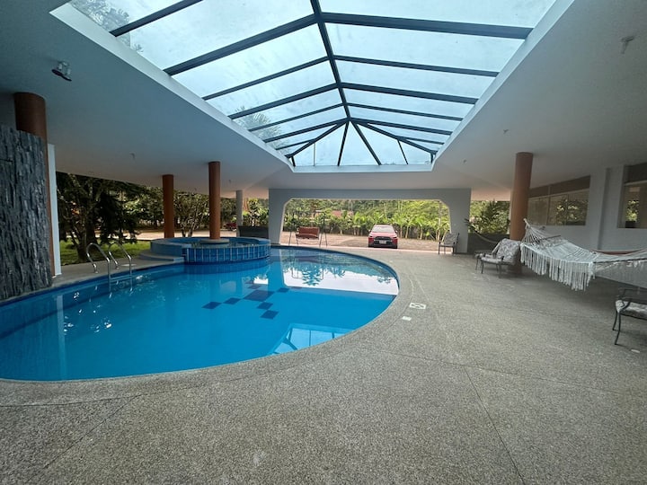 Quinta Vacacional En Puerto Quito - 
