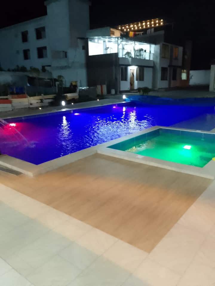 Departamento Moderno Quito Norte Cerca Aeropuerto - Quito