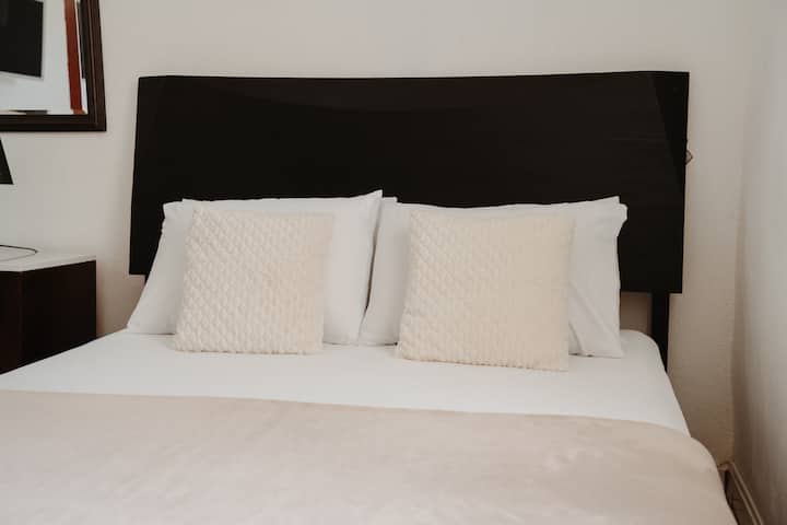 Cozy Studio Apartment! - Aruba