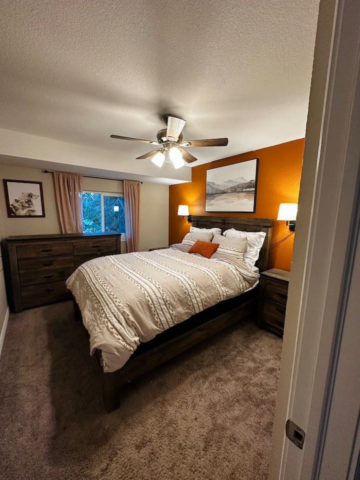 Sunny Unit With Yard And Patio - Westminster, CO