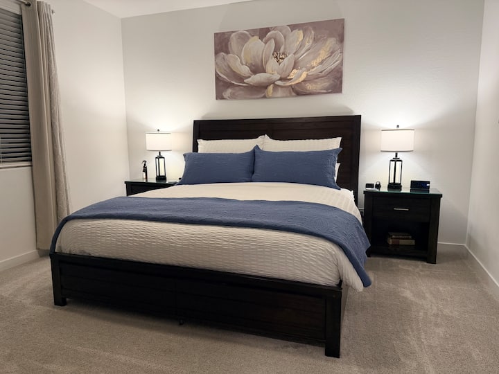 Suite With Private Entry & Cleaning Fee Waived - Phoenix, AZ