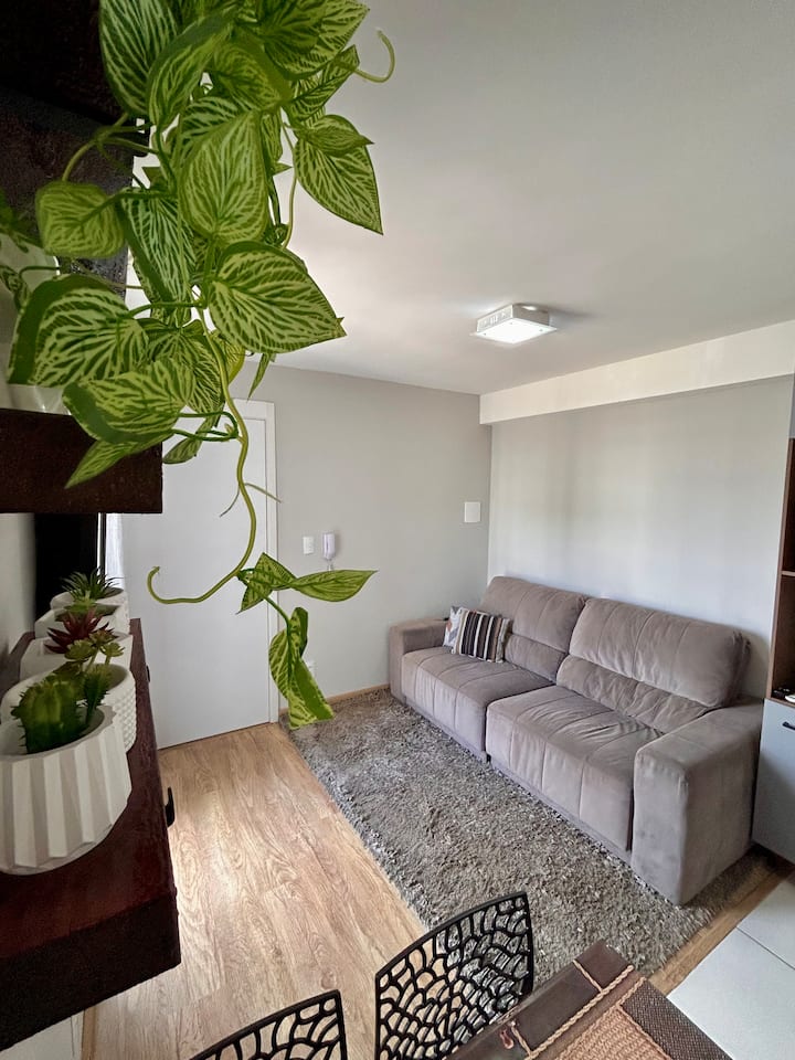 Apto A 5 Min Do Centro, C/ Sacada E Churrasqueira - Rio Grande