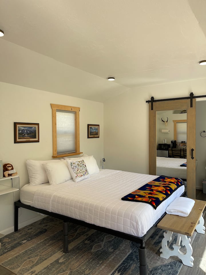 Sasquatch Cabin #4 At Wind River Cabins - Wyoming