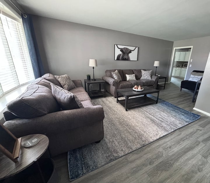 Jj’s House @ Blu Door Suites - Greenville, OH