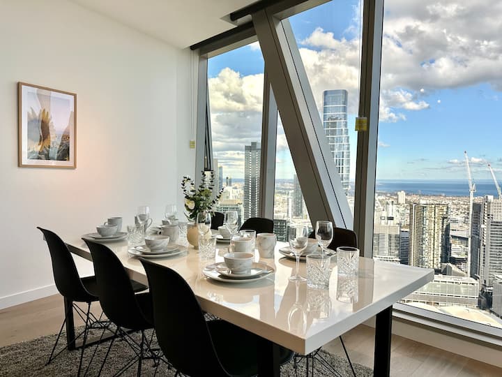 2 Free Parking Spacious 3b2b Cbd Pool And Sauna - Melbourne