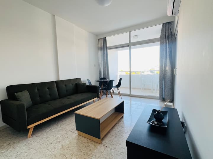 Maissa Apt - Nicosia