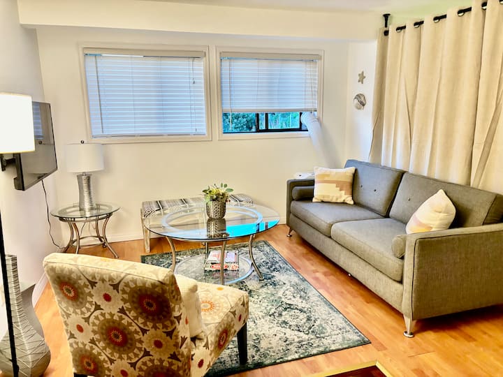 Aloha Of Mukilteo Guesthouse - 1 Bedroom + 1 Loft - Mukilteo, WA