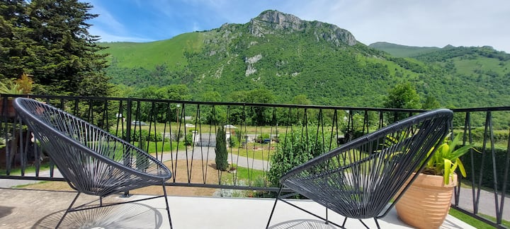 Maison  Avec Terrasse 
Panoramique Sur Montagnes - Lac de Castet