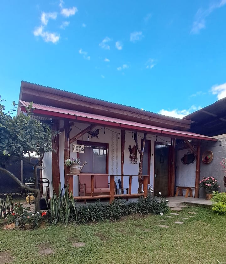 Acogedora Cabaña Habitación En El Jardín - Pasco