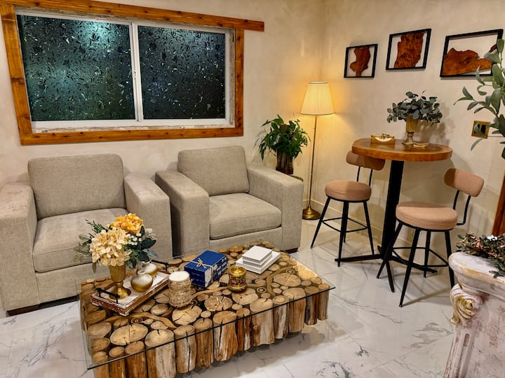 8 Minutes From The Stadium — Private, Modern Suite - Miami Gardens, FL