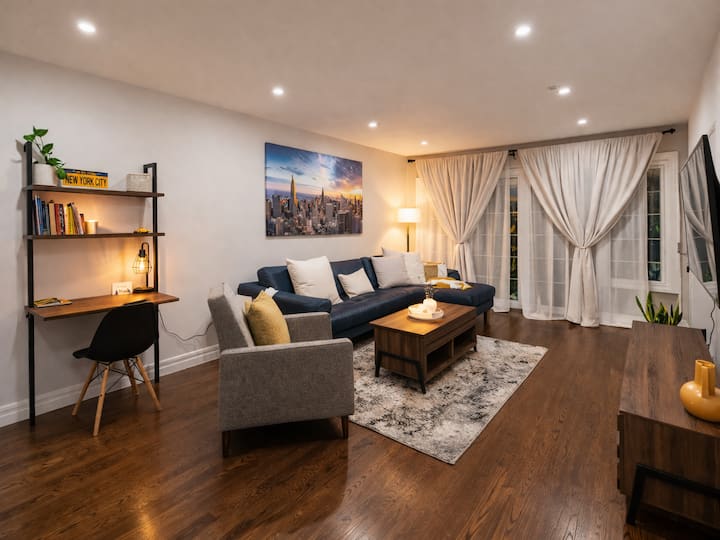 Nyc-themed Luxe 3br | Steps To Light Rail & Path - Bayonne