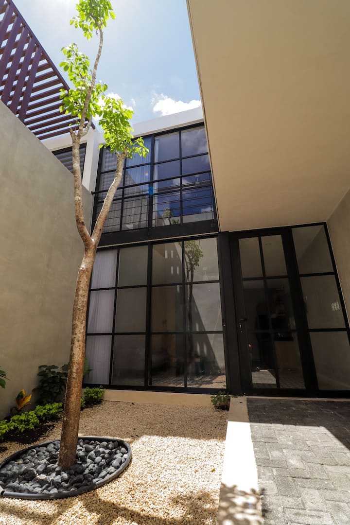 Beautiful Lilac House With Private Jacuzzi In Mérida - Yucatan