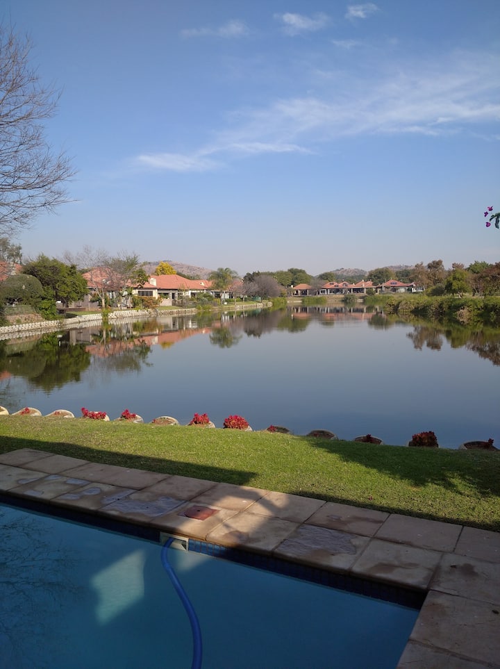Pecanwood Cosy Home Hartbeesport Dam - Hartbeespoort