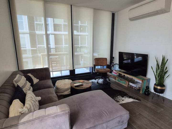 Modern Luxe Stay In Valley + Parking - Brisbane
