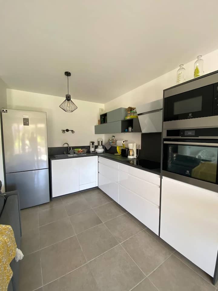 T2 Récent Climatisé Avec Balcon - Saint-Cyr-sur-Mer