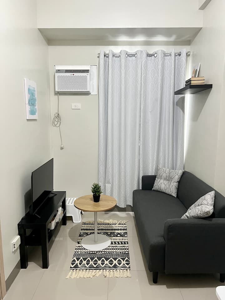 Hk Charm Residences Staycation - Marikina