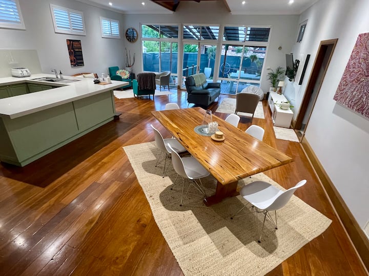 Retreat: 15 Min Walk To Cbd, Cafés, Beach, Shops - Bunbury