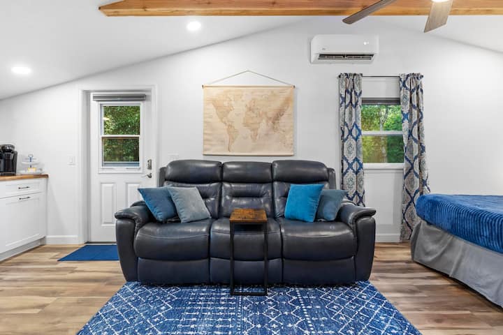 Krater Key Lake House - Deltona, FL