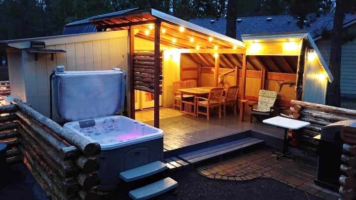 Guest Suite | Hot Tub & Sauna Cabin In The Woods - Oregon
