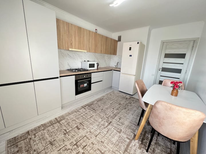 Sunny Apartment - Chișinău