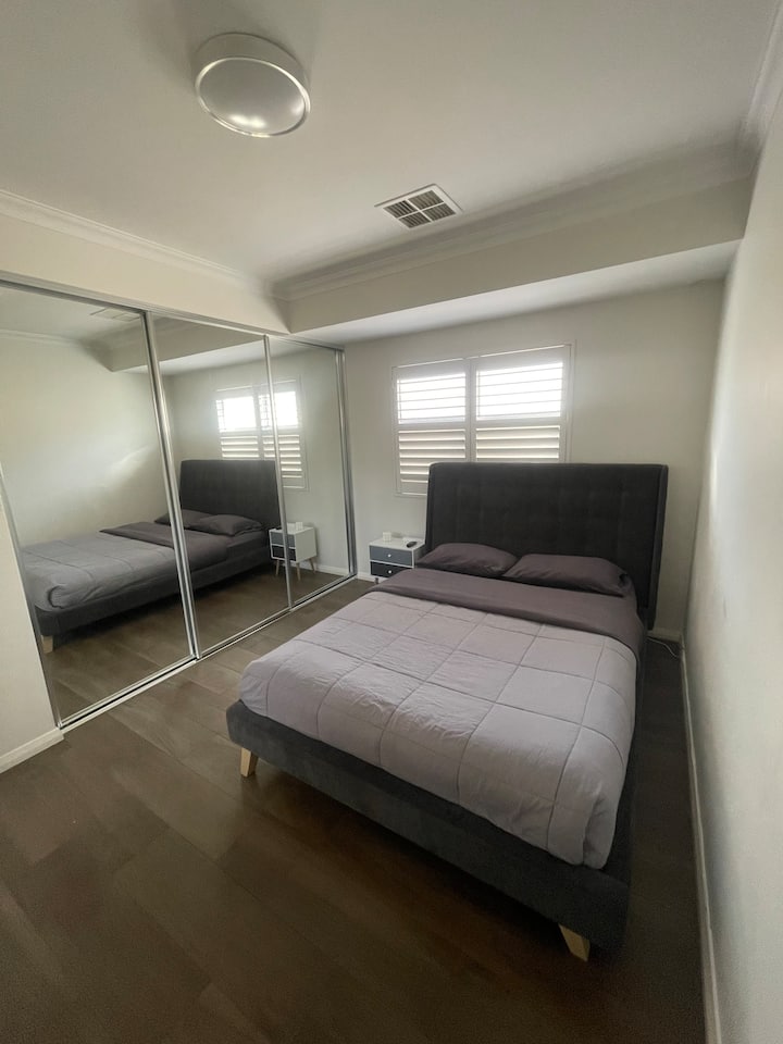 Beautiful Room In Perth City! - Perth