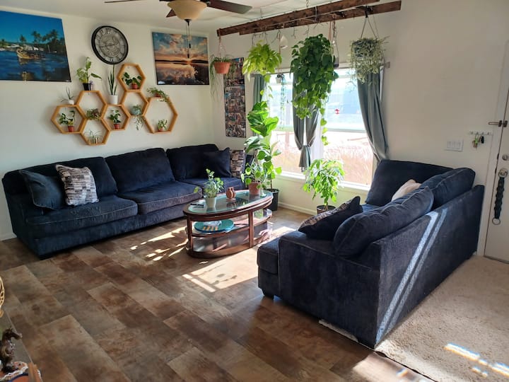 Furnished Room With Shared Restroom - Buckeye, AZ