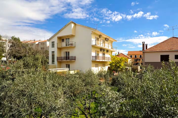 Terrace & Free Parking Near Center & Beaches - Zadar