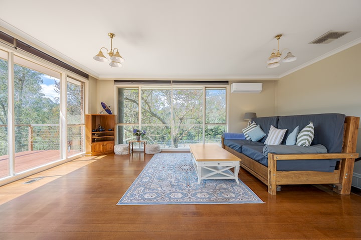 Tranquil Cottage With Valley & Hills Views - Croydon, Australia