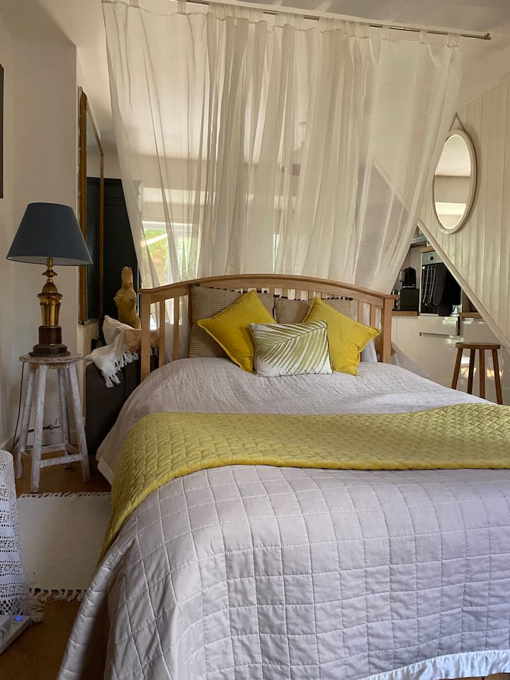 Beautiful Large Studio In Exeter - Exeter