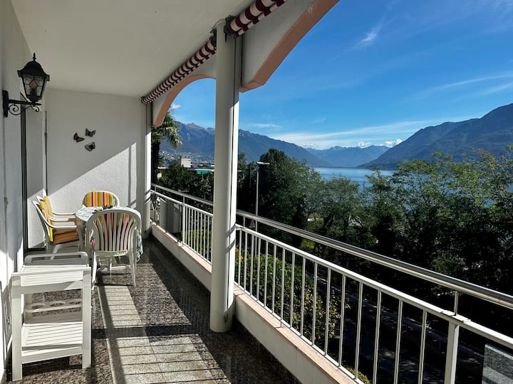Wonderful Front Lake Apartment - Ronco sopra Ascona