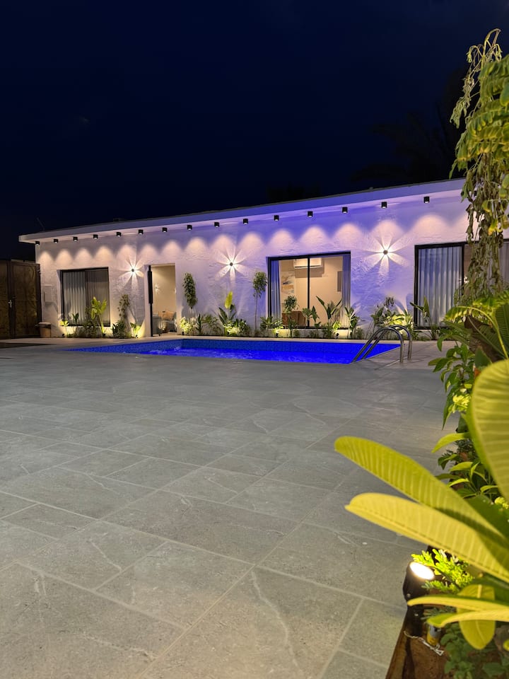 شاليه بطراز مغربي ومسبح خارجيW1 - Riyadh