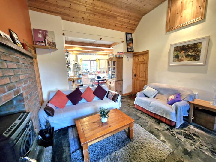 Lahinch, Cosy Cottage, 
Wildatlanticway, 
& Cliffs - Lahinch
