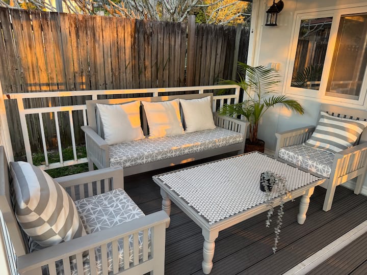 Sunset Lounge Guesthouse - Springwood