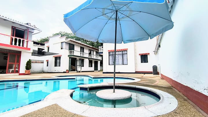 Casa Campestre Con Piscina Y Jacuzzi En Melgar - Melgar