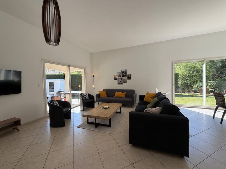 Villa 3* Piscine • 10 Pers • Plage 10 Min - Tarnos