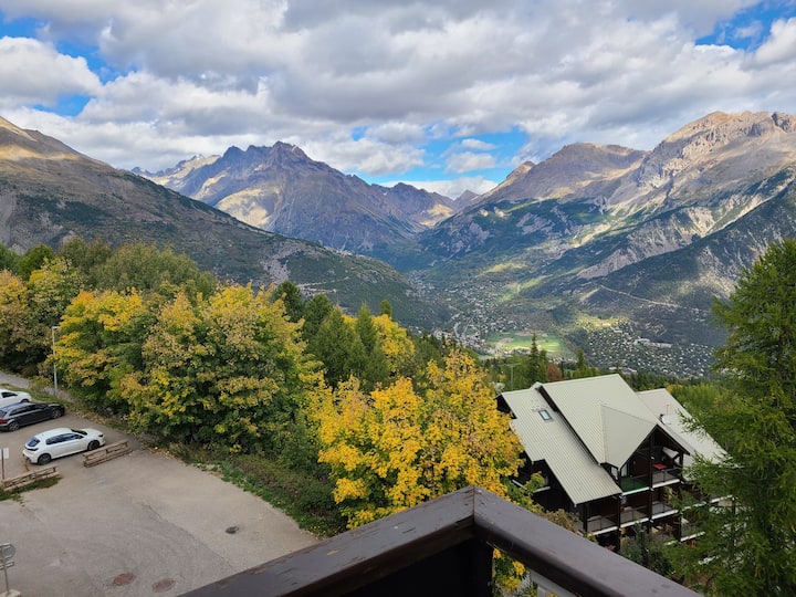 Joli Studio 4 P. Station 1700, Skis Aux Pieds. - Puy-Saint-Vincent