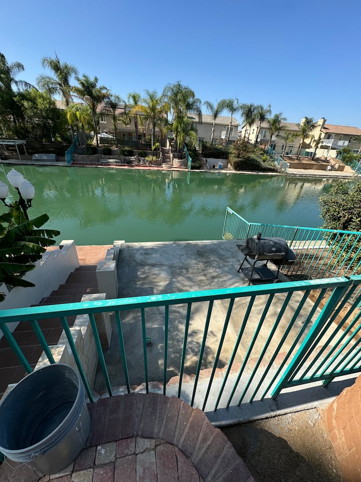 Isla Maria Lake House - Moreno Valley, CA