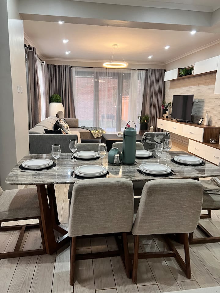 Luxury 6sleeper Private Apartment W/pool & Gym - Harare