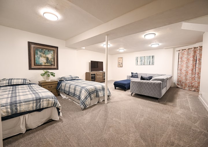 World Cup Basement Suite Near Kc Private Entrance - Liberty, MO