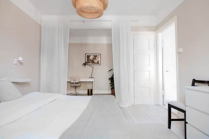 Charming Apartment In Vasastan - Stockholm