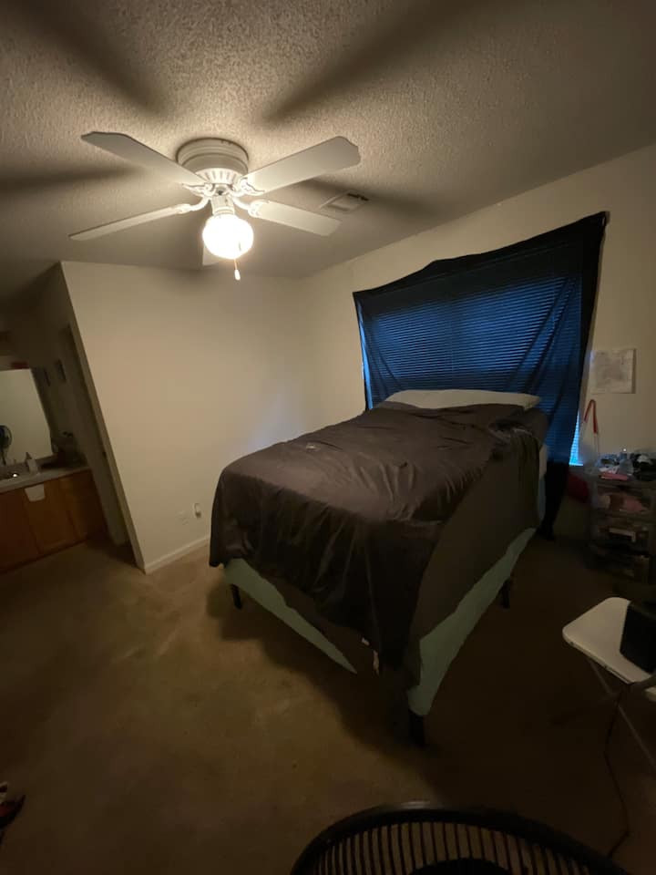 Nice Comfortable Room - Schaumburg, IL