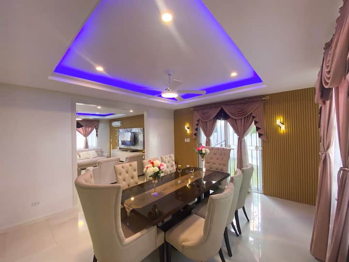 Luxury Tropical Villa With Garden Kubo - Angeles