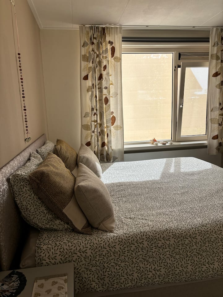 Chambre Confortable Avec Salle De Bains Privative - Zierikzee