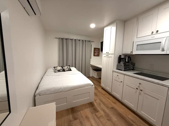 Comfy Private Studio - San Jose, CA