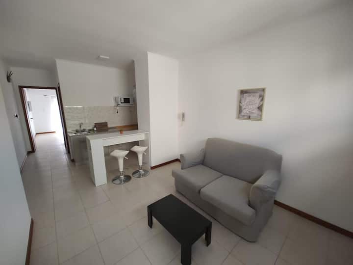 Departamento En Chivilcoy 2 Personas Con Cochera - Chivilcoy
