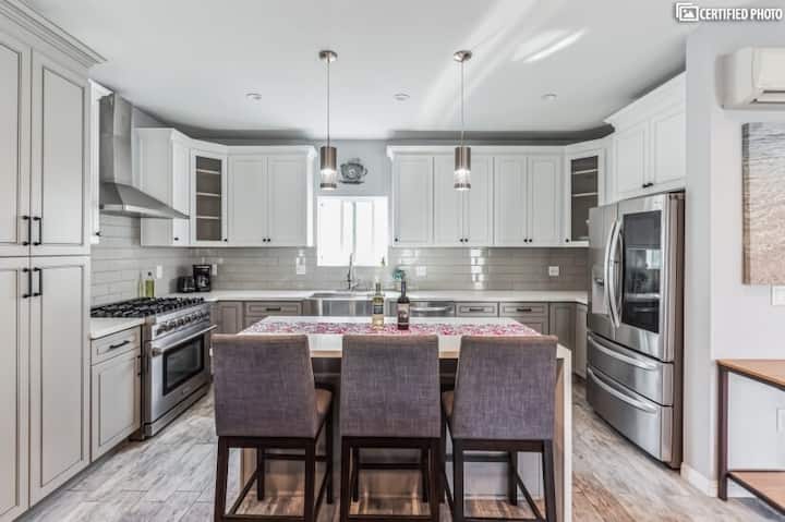 Home Sweet Home - El Segundo, CA